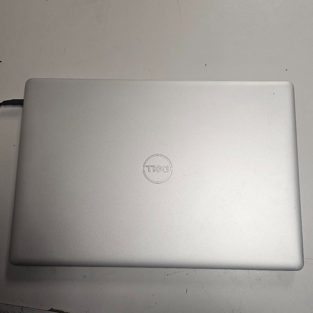 Pre-owned Dell Inspiron 15 3000 - Ryzen 5 2500U 8GB RAM 256GB SSD ...